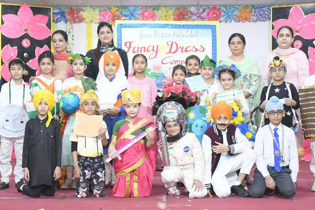 A Fancy Dress Competition for the students of Class III - Guru Nanak ...
